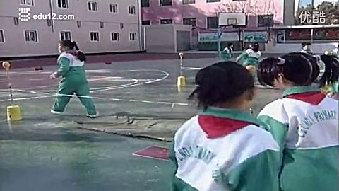 合作学习优秀课例:小学体育《闯关》课堂实录(中小学新课程改革优秀...