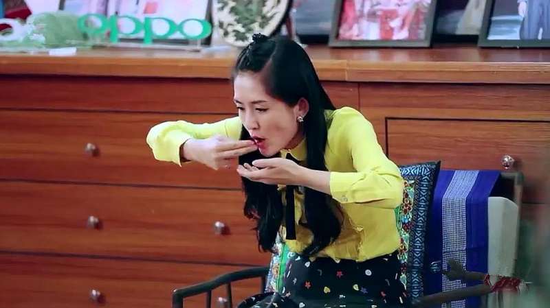 谢娜模仿秀!搞笑模仿陈乔恩,众人捧腹大笑!