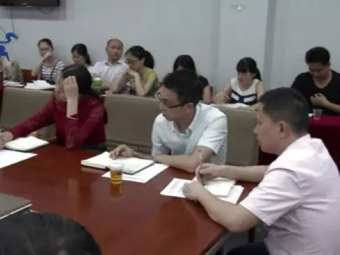 广科快报-我院开展“两学一做”学习教育