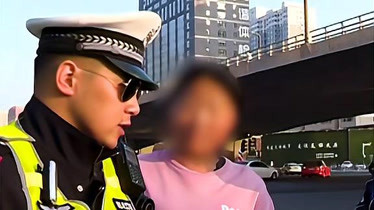 不系安全带,事故发生时,安全气囊也会造成伤害