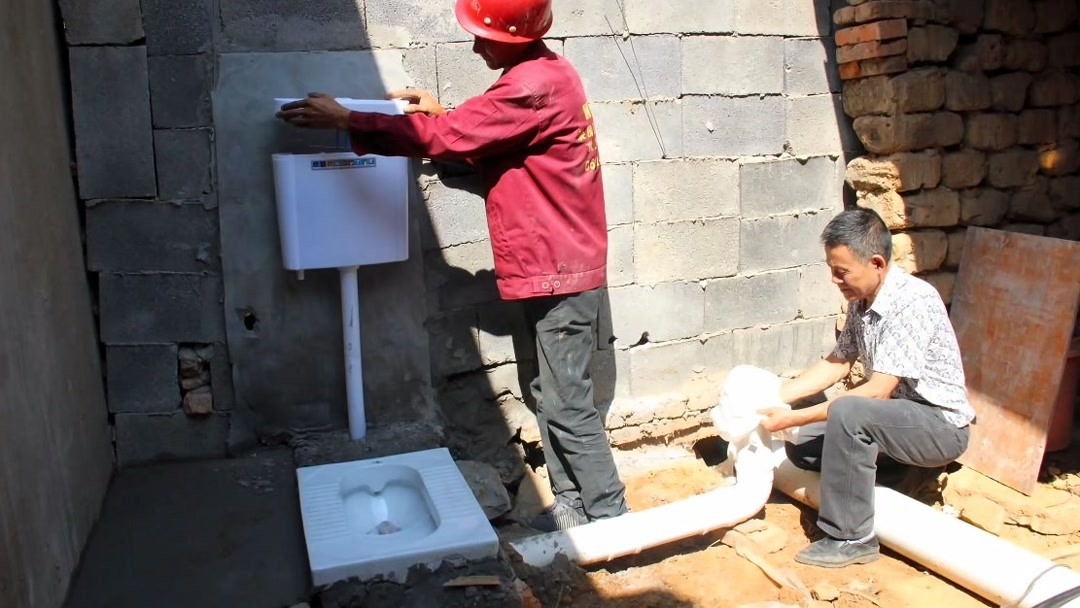 农村改厕能给多少钱补贴?还需要农民自己改吗?看完晓得了