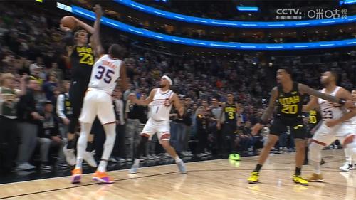 戏剧性拉满!杜兰特最后时刻三分犯规,录像回看后确认制胜封盖