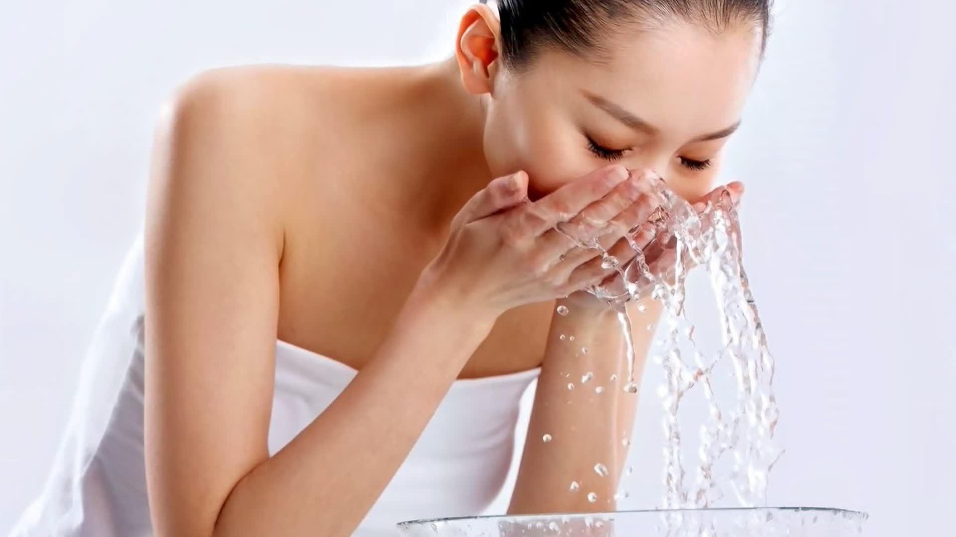 最"正确"脸部清洁手法,肌肤越来越细嫩,你做对了吗?