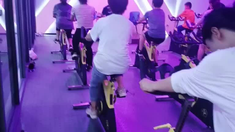 #花式动感单车 #动感单车 #练出好身材 #健身房日常