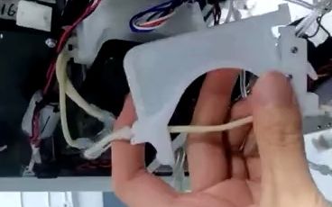 Shine i1900、2900蠕动泵卡扣安装视频指引(新结构)——2