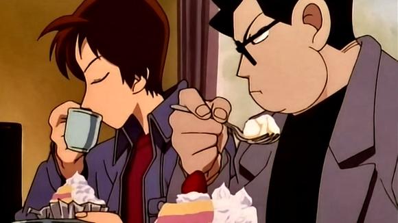 名侦探柯南:咖啡有毒,蛋糕解毒,男子没和大家吃相同食物而遇害
