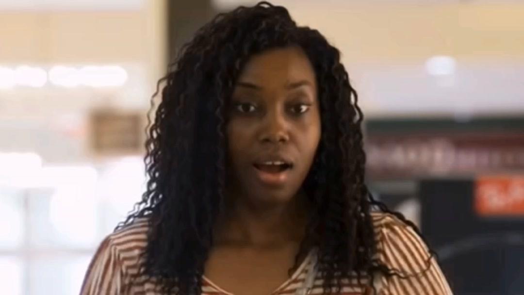 看看小美女和阿姨惊讶、不可思议的表情,等知道真相后都笑了