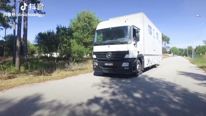 房车变移动酒店!