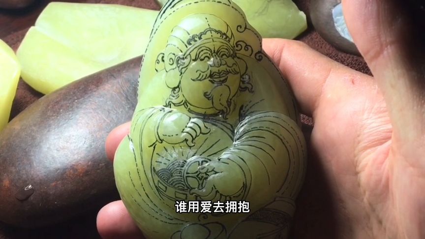 和田玉还没有抛光打磨的样子真丑
