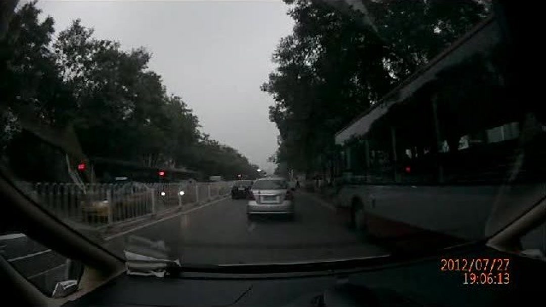 行车记录仪走线1