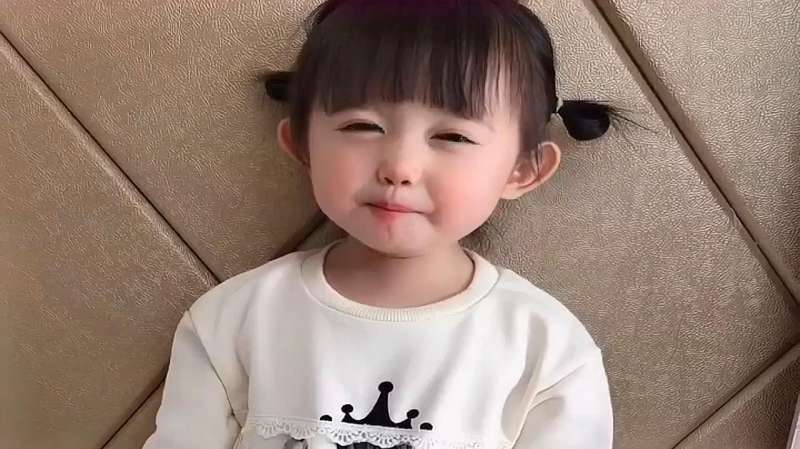 恬恬模仿动物的声音,小狗打架都能学,萌你一脸!