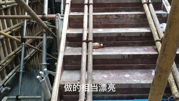 工地木模大师傅,做楼梯技术,公司领导都夸牛