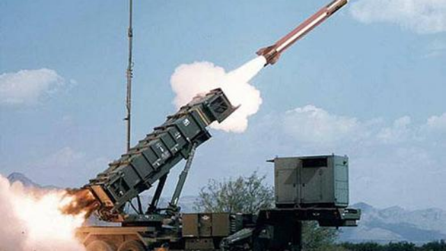 爱国者防御系统被广泛应用,对短程导弹的拦截准确率高达100%