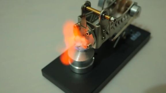 真空斯特林发动机模型,点火测试超给力