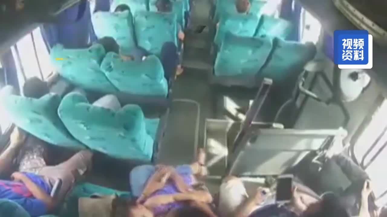 车祸悲剧镜头汇总,系不系安全带差距有多大没系的直接被甩飞