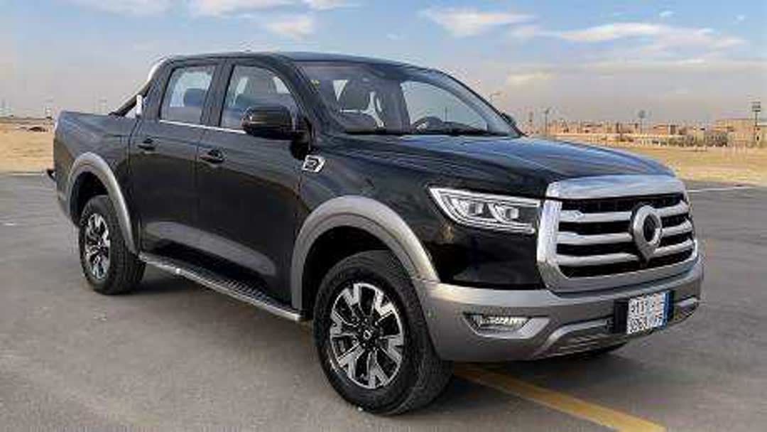 2021款长城炮实拍展示,太帅了,到沙漠里跑一圈,霸气开始!