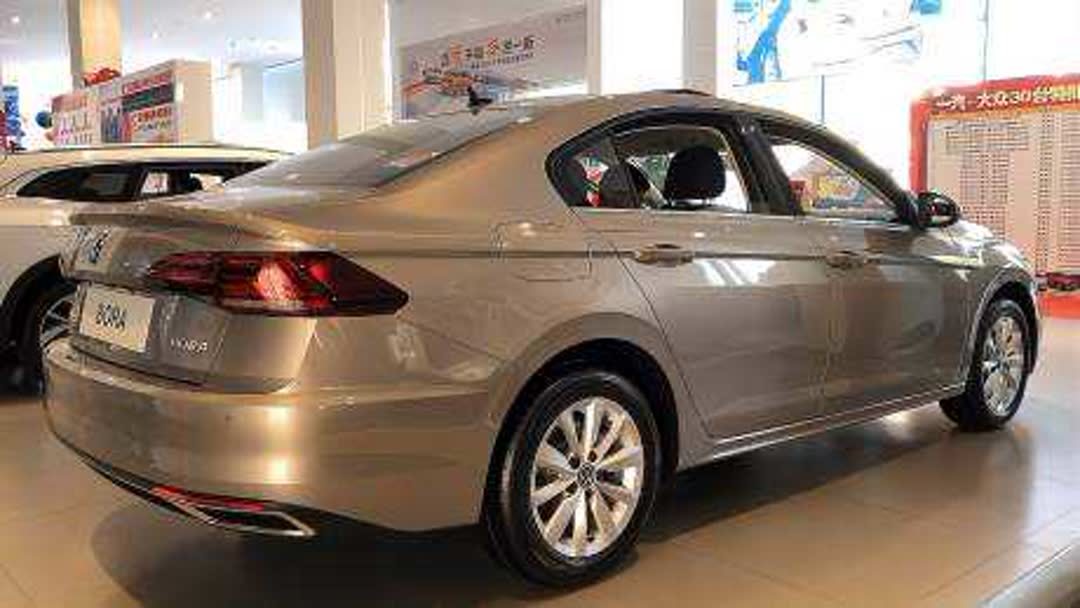 论轿车降价,就服大众宝来!21款颜值飙升,看落地才叫真香