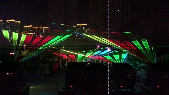 #视觉震撼 #光影艺术 #现场直击 #舞台无处不在 #夜光效果
