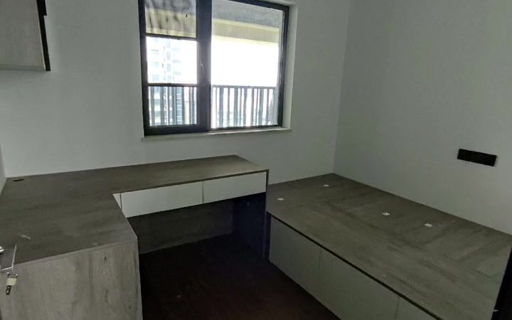 全屋定制衣柜橱柜 榻榻米