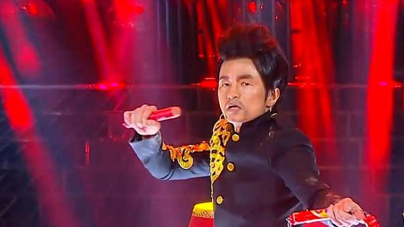 从从模仿周杰伦,人长得不像声音却像到让人怀疑人生