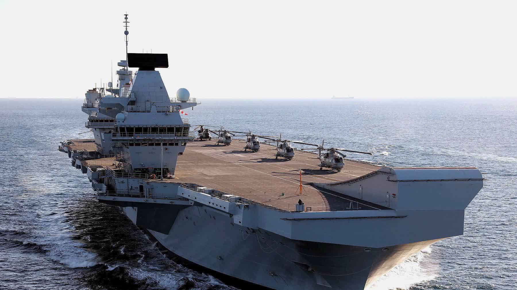 这才是美国最大的对手:核武器航母样样俱全,不是日本俄罗斯