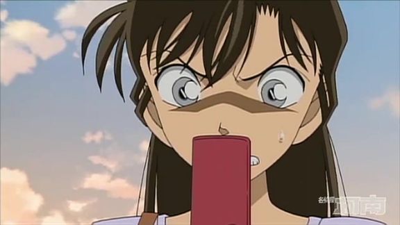 名侦探柯南:常在河边走,怎么会不湿鞋呢,柯南就是这个样子