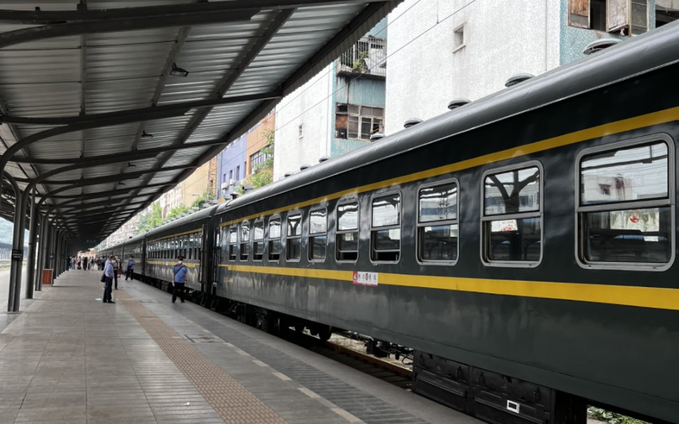 [绝版影像]5612次列车驶出重站(左侧展望)