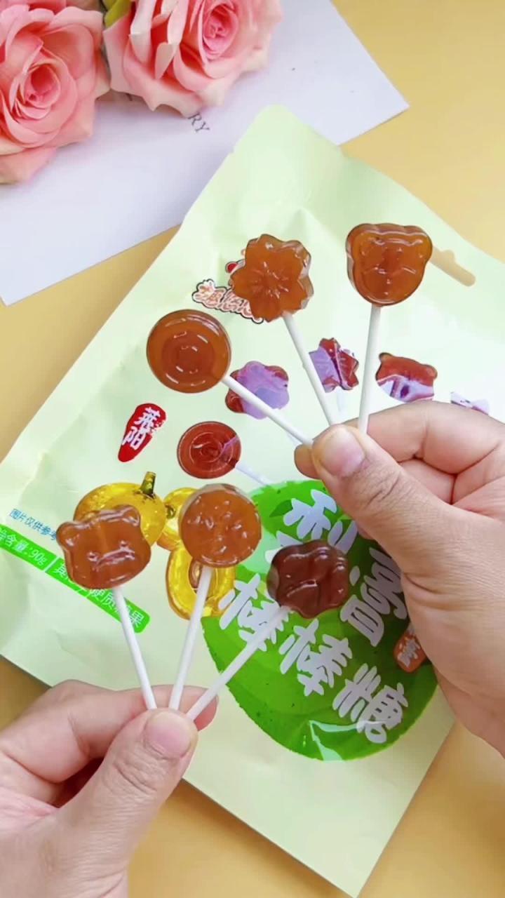 一款宝宝能吃的梨膏熬制,入口清甜的梨子香,大人小孩都爱吃