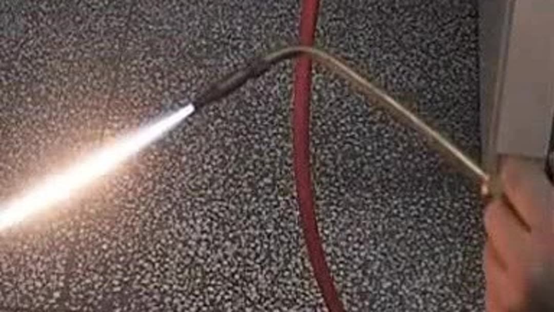 家电维修视频教程 冰箱维修 气焊工具的使用方法-0002