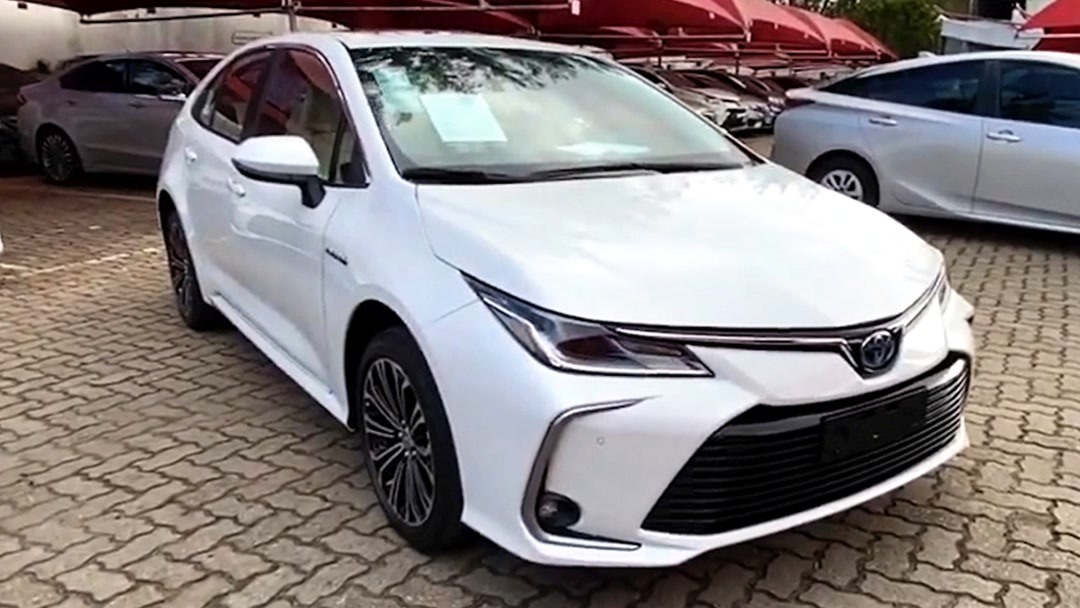 2022款丰田卡罗拉混动版来了,颜值真不赖,选它还是思域自己定