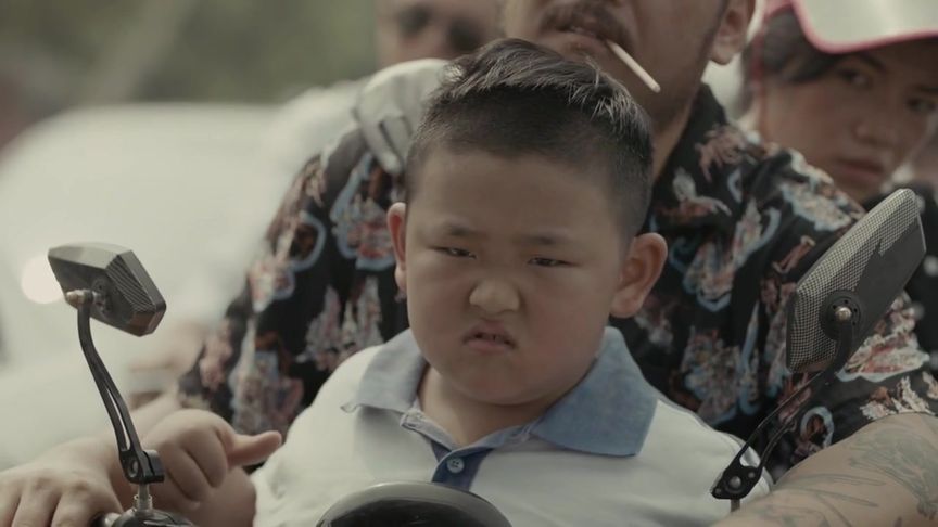 冷幽默广告《小牛电动车》创意无限