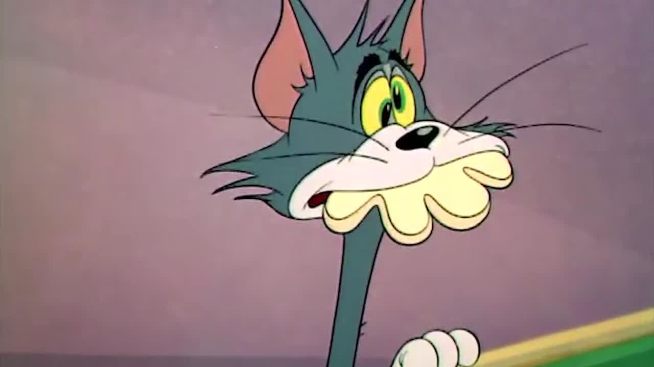 猫和老鼠:汤姆花式打台球,台球也成精了,追着杰瑞跑