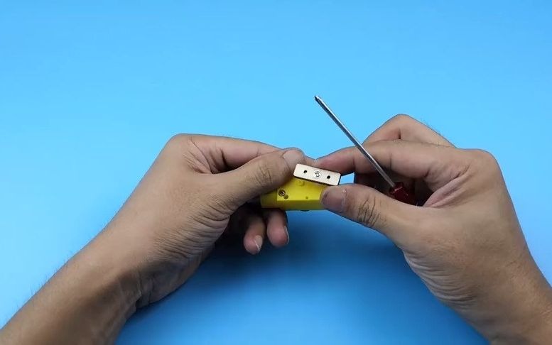 机器人套装08旺仔行走机器人【趣味科学实验】教学解说8个!儿童亲子...