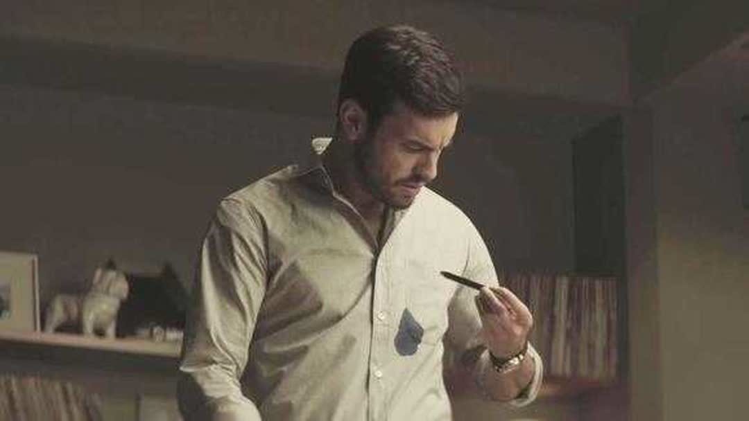 他钢笔的墨水渗漏,里面放的是什么?这部悬疑片没人能猜到结局