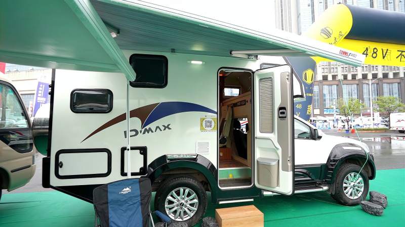 人气爆款国六D-MAX皮卡房车，颜值高性能强，翻山越野最在行