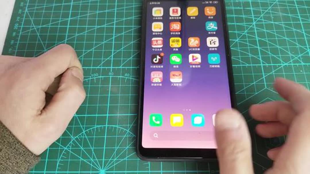 手机内存太小怎么办?只需几块钱买个插头,立马变成大内存手机