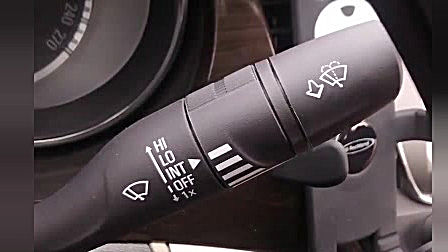 你真的会用雨刷器吗?认识雨刷器INT微调功能,雨大雨小不再发愁!