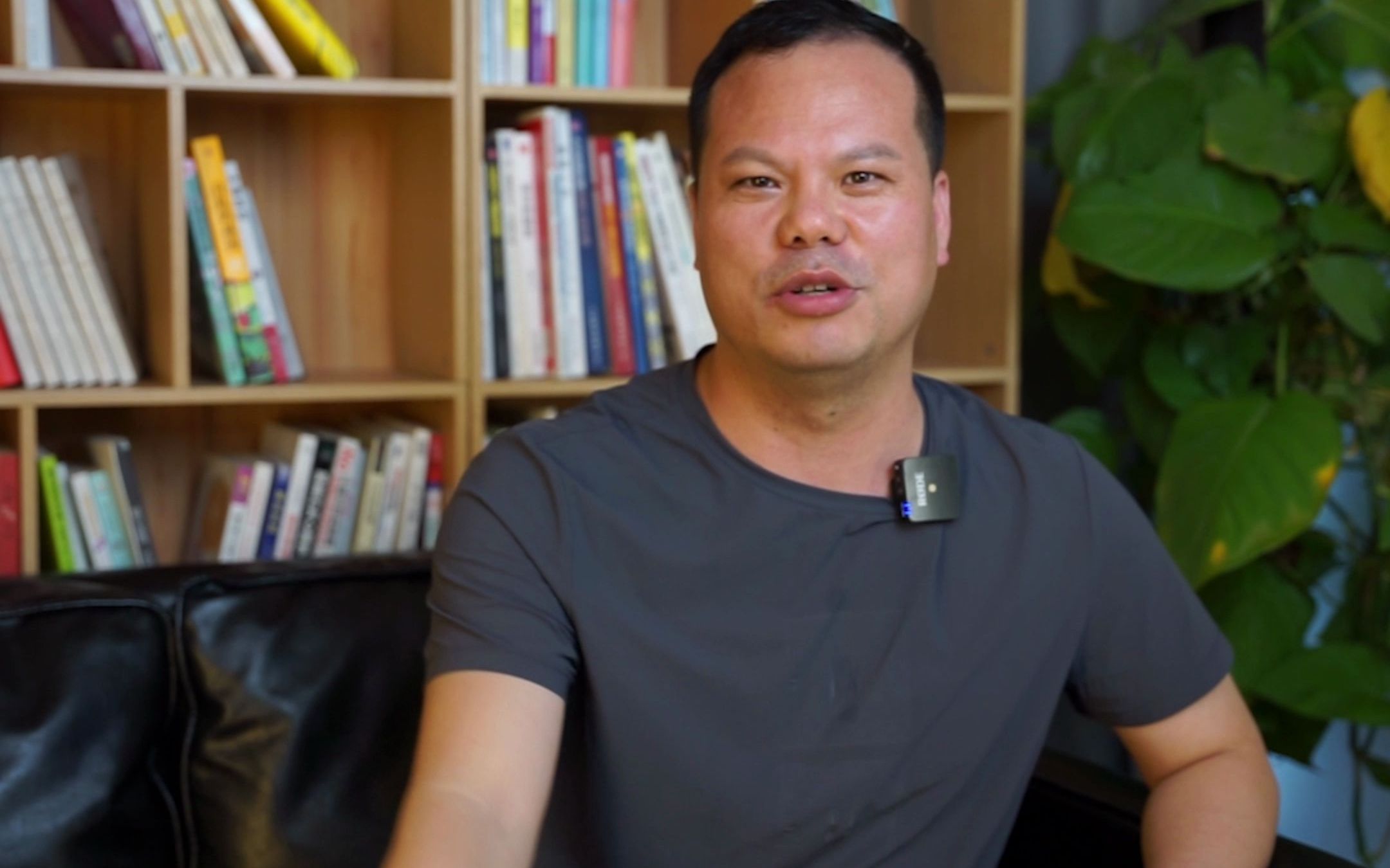 刘强东坚持了13年的早会并不是他成功的关键,效率才是。
