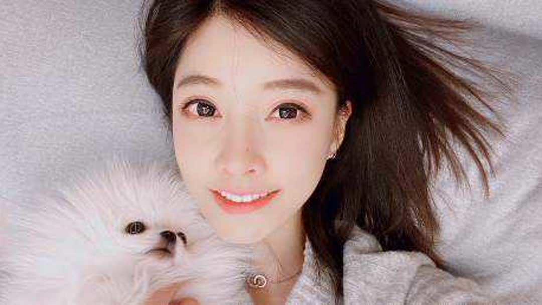 冯提莫,"斗鱼一姐"成功转型当明星?会计门事件对他影响大吗?