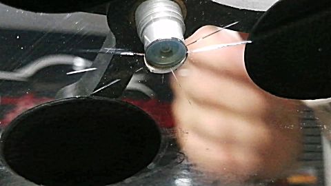 玻璃烂了怎么粘!