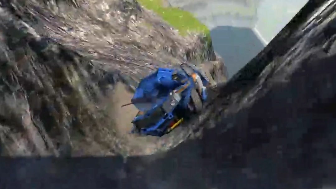 汽车实况模拟 撞废的蓝色跑车倒车下悬崖