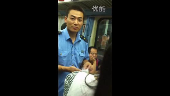 在火车上的K197次推销员