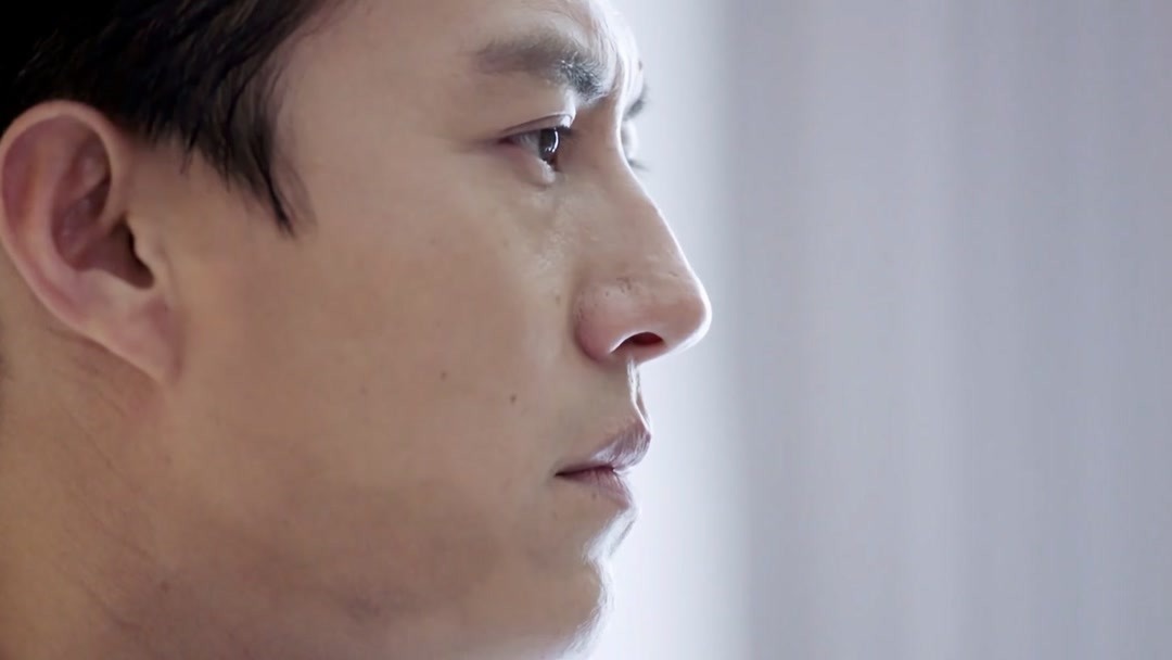 明明是何主任主刀,院长却把功给了自己,何主任愤怒离去!