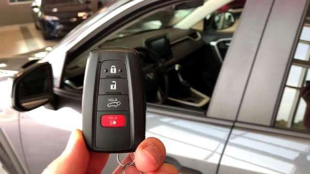丰田RAV4车钥匙,全方位展示后,我放弃了日产奇骏
