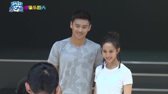 帅气逼人 与张钧甯配一脸!宁泽涛强势回归 复出在望