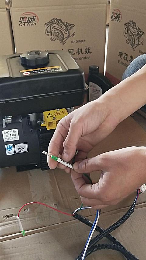 重庆驰威增程器线束连接方法