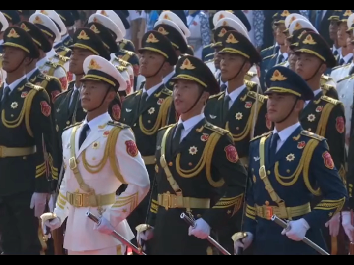 混剪阅兵。你们没有资格在中国面前说,你们从实力的地位出发与中国...