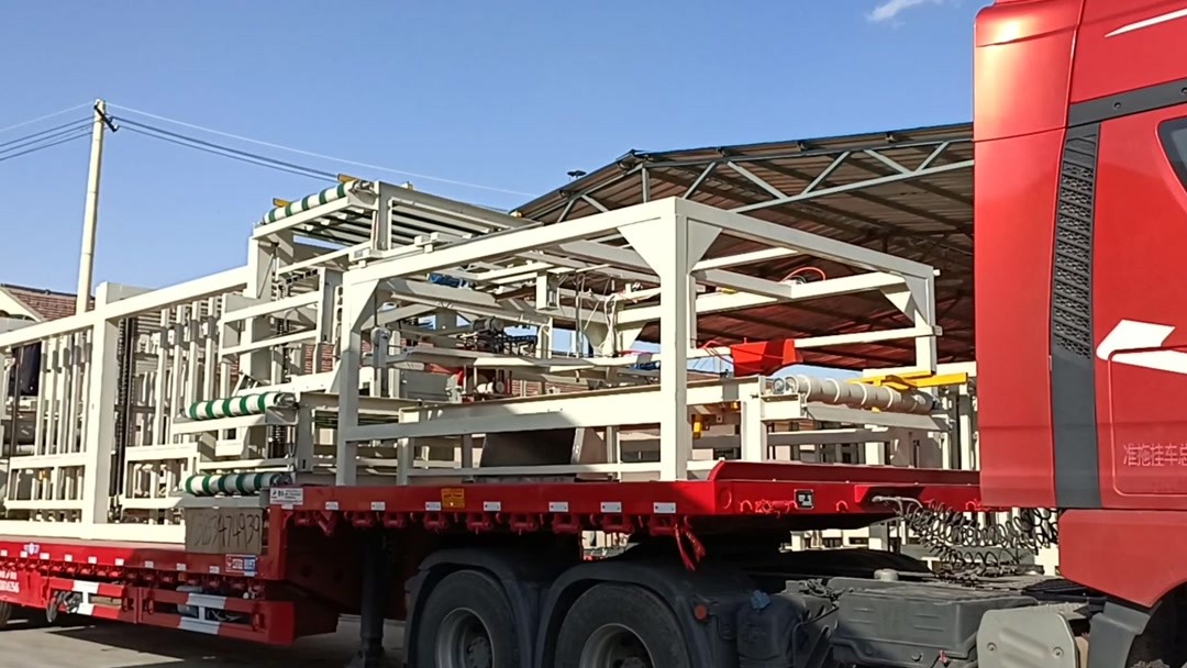 推行现浇混凝土免拆外模板设备@必看免拆保温板应用技术