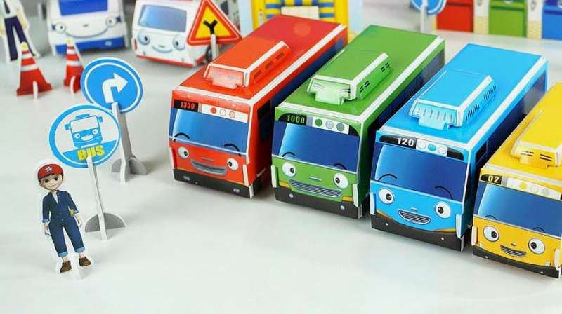 手工制作太友巴士汽车模型玩具