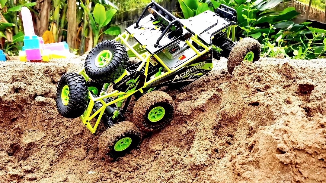 6x6 越野车!